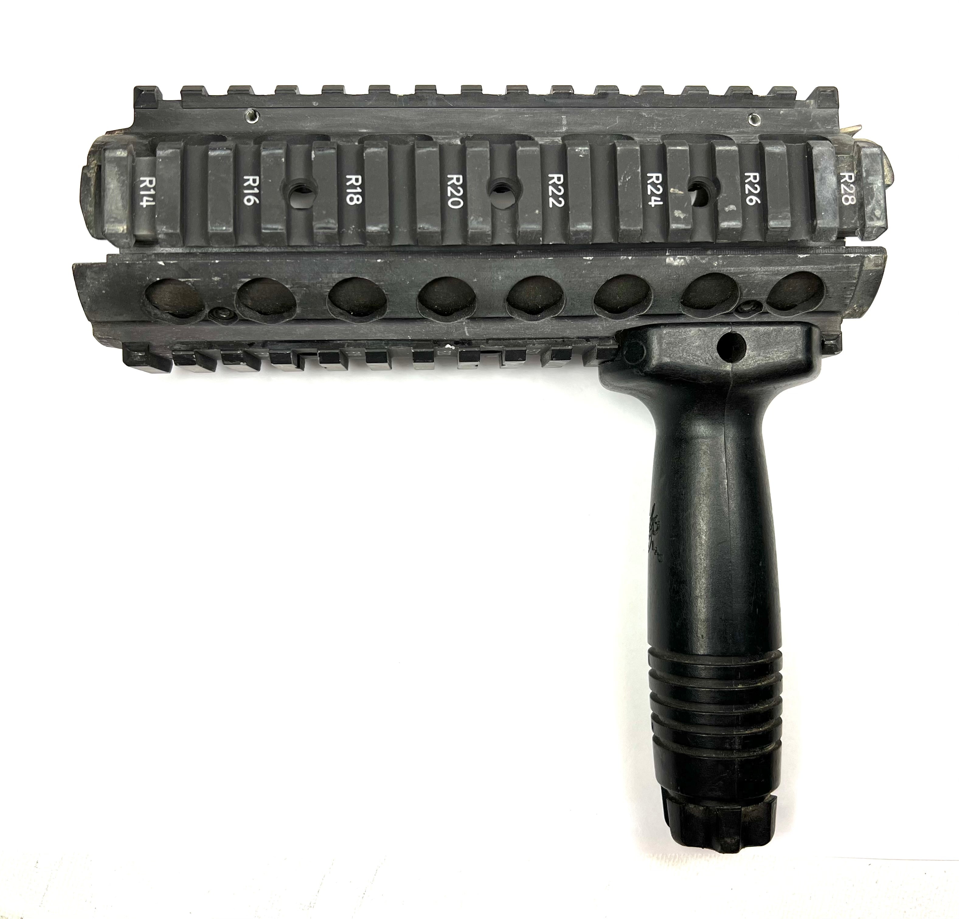 Front Forward Vertical Grip – LOCKED N LOADED